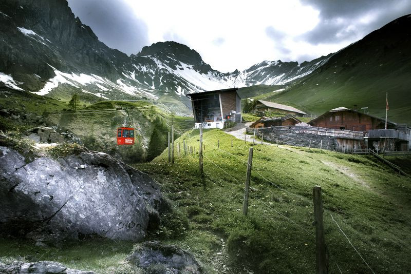 Allmenalp - exciting fixed rope route and pure nature / Berner Oberland ...
