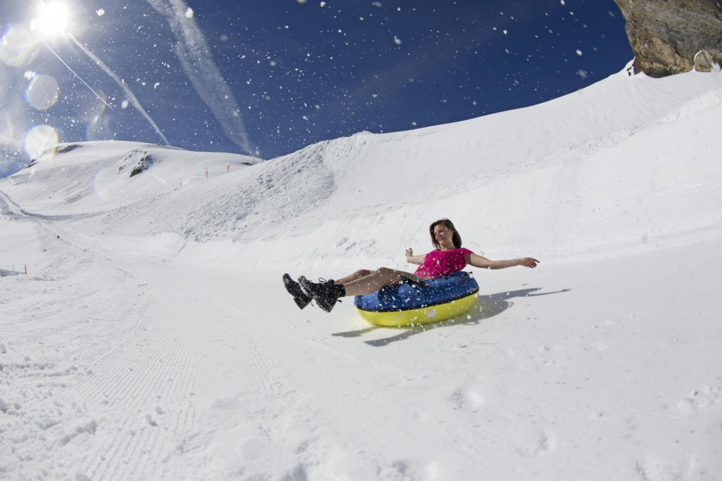 Engelberg-Titlis – enjoy a wonderful day in the snow / Berner Oberland Pass