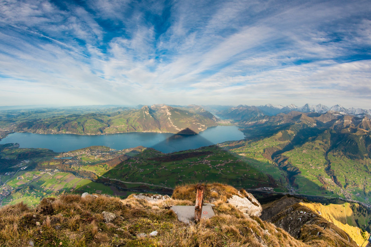 Niesen Pyramide / Berner Oberland Pass